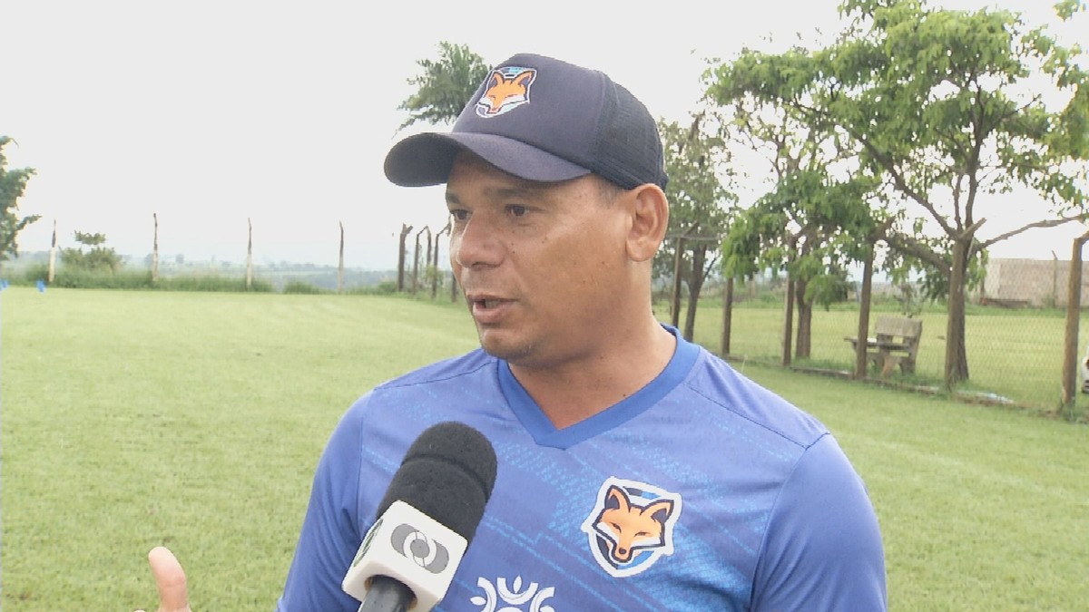 Iporá contrata o técnico Edson Silva, ex-Grêmio Anápolis | iporá | ge