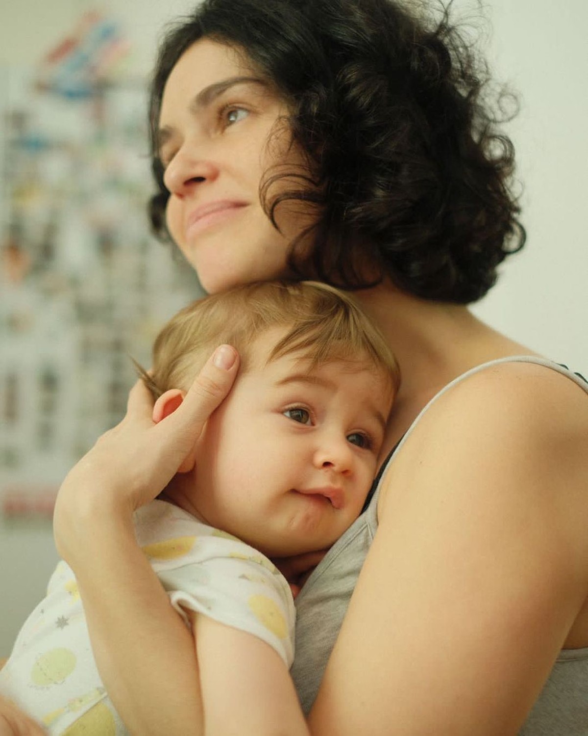 Maria Flor curte a manhã de domingo com o filho e posta clique fofo ...