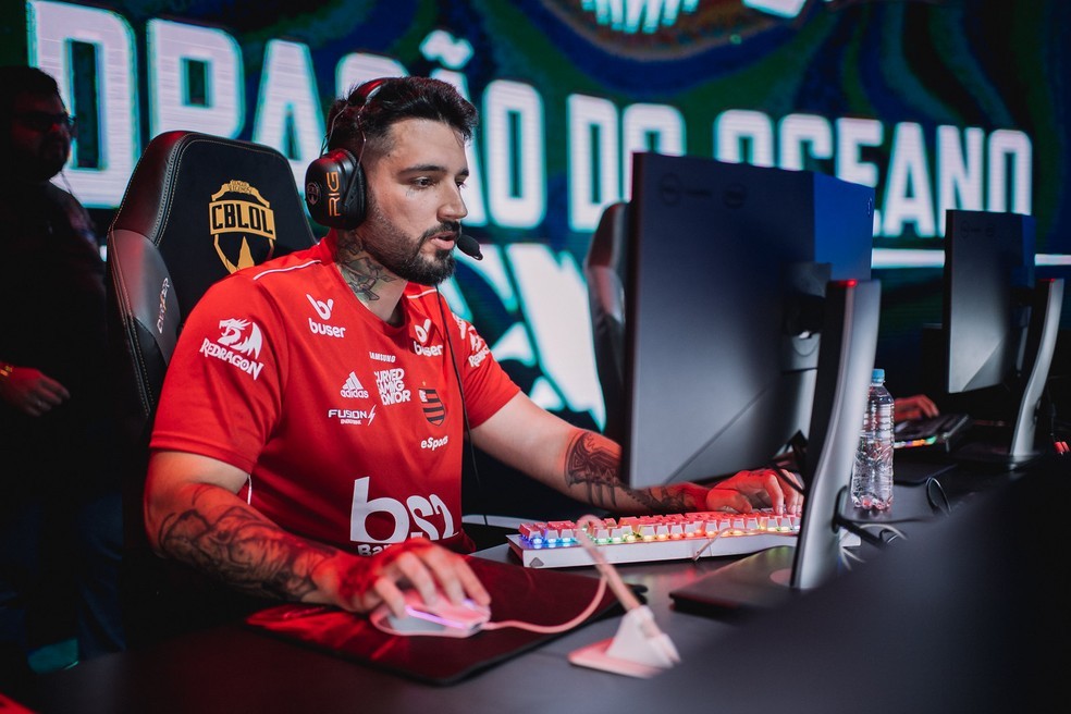 Foi parar no STJ a ação envolvendo o Flamengo, a Red Canids e Felipe ...