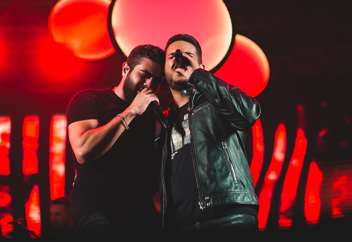 Venda de ingressos do show de Henrique e Juliano em Belém inicia nesta ...