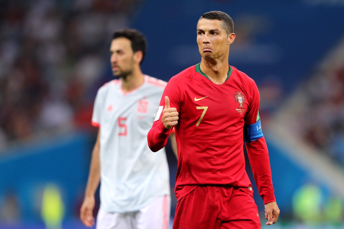 CR7 pode igualar Eusébio e Stoichkov com artilharia de Copa e Champions ...