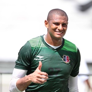 Agora alvirrubro, Tiago Cardoso quer "deixar um legado no Náutico"