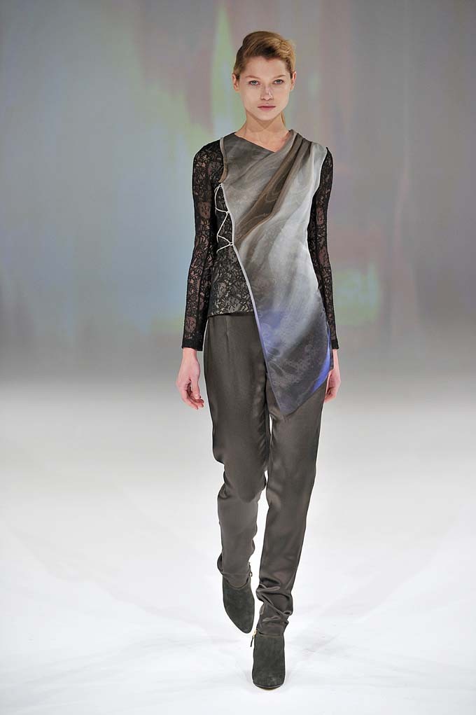 Hussein Chalayan | Paris | Inverno 2014 | Desfiles | Vogue