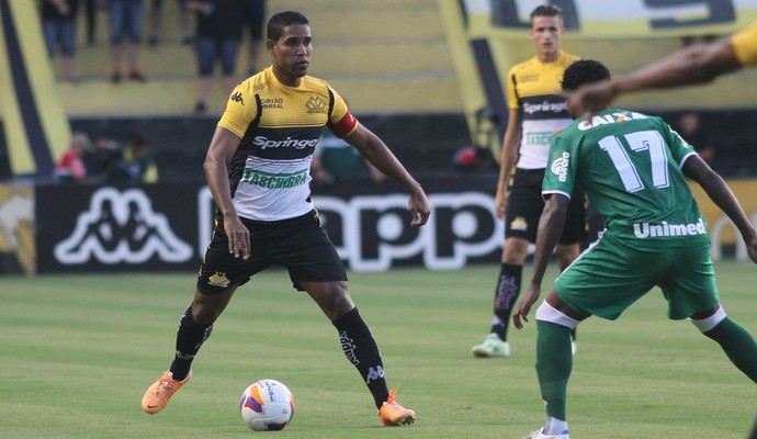 Chape garante que valores por Cleber Santana estão dentro da "realidade"