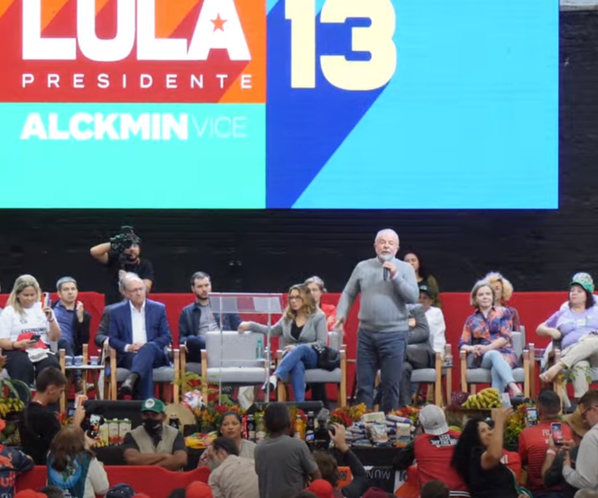 Lula defende 'ocupar Forças Armadas com coisas mais dignas' em eventual ...