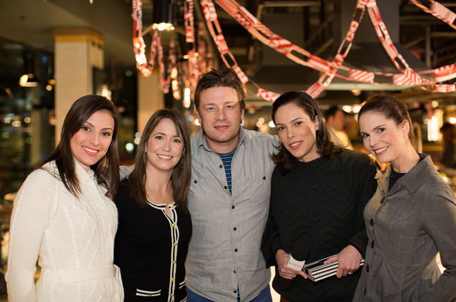 Apresentadoras do Shoptime visitam Jamie Oliver em Londres - Patrícia ...