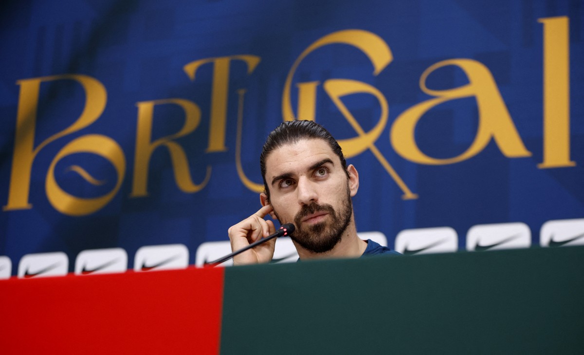 Rúben Neves nega tensão no vestiário de Portugal por causa de Cristiano ...
