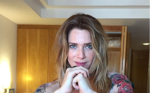 Toda tatuada! Letícia Spiller anuncia 'personagem rock and roll" de ...