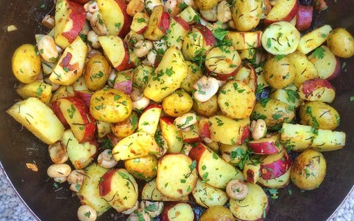 Saiba como preparar batata doce rústica - Casa Vogue | Receita