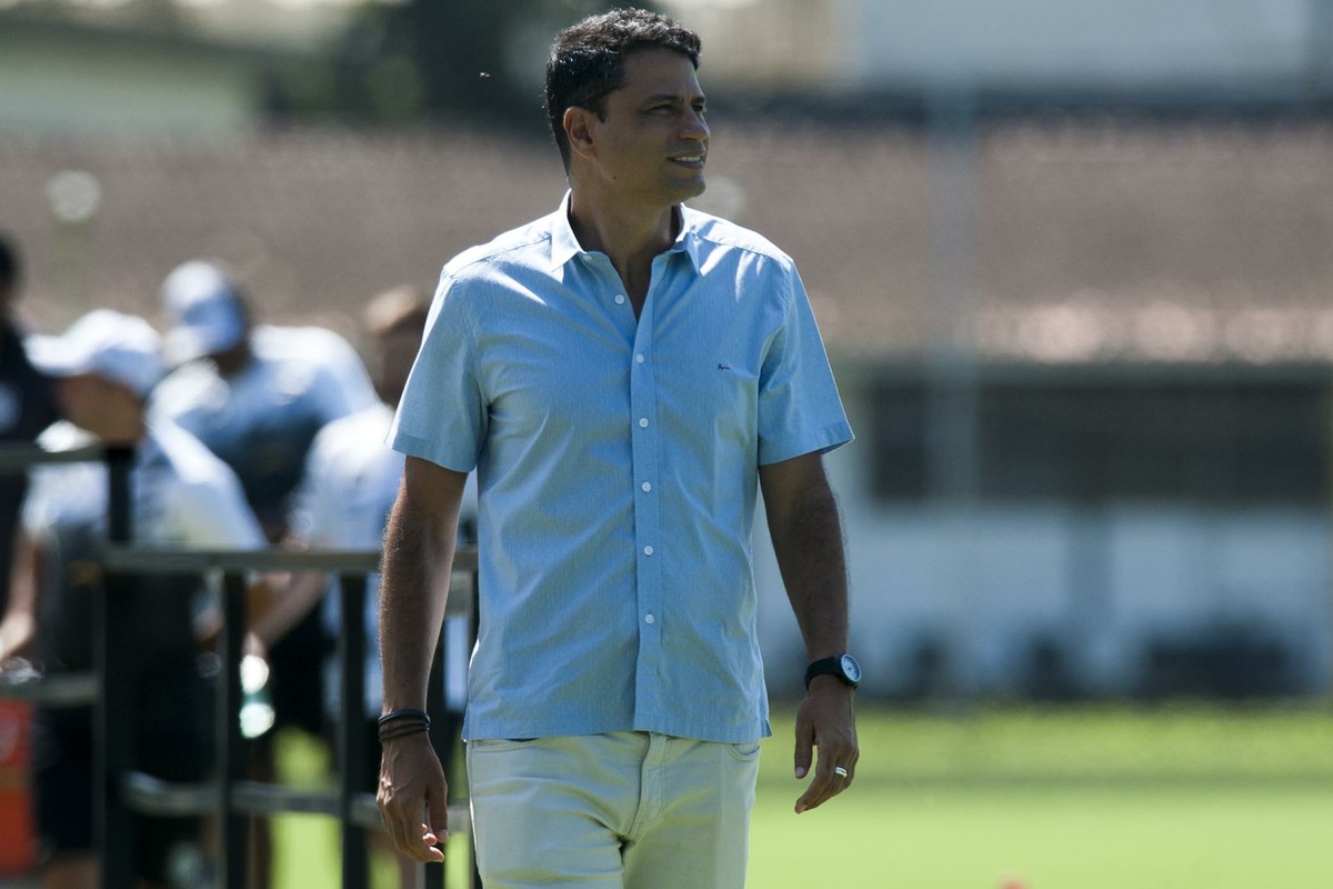 Santos oferecerá cargo de diretor-executivo a William Machado ...
