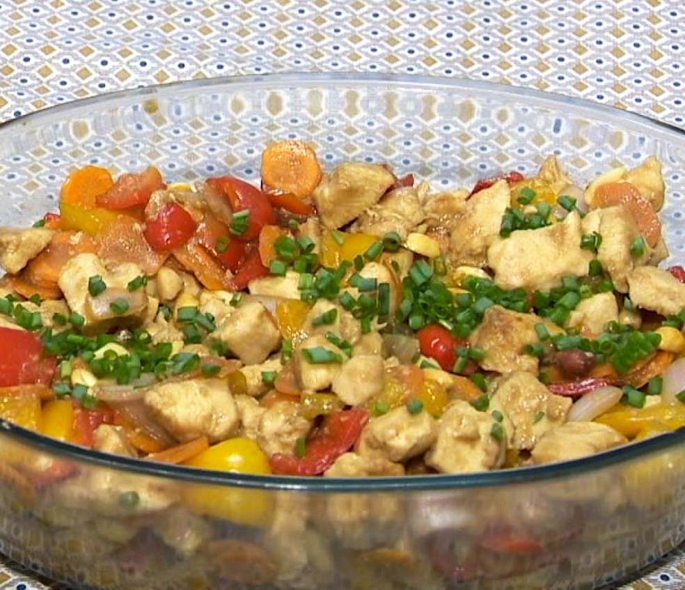 Frango Xadrez leva legumes e é fácil de preparar | Receitando | G1