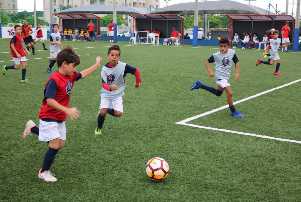 Escola de futebol do PSG promove torneio em Natal | rn | ge