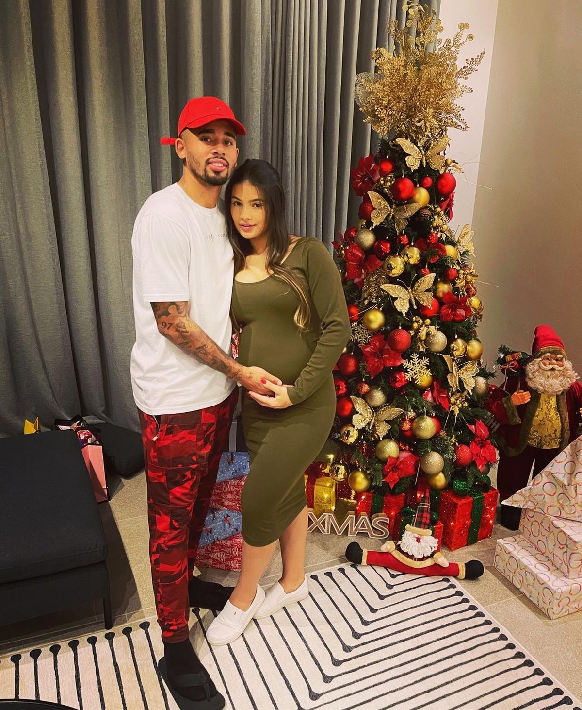 Gabriel Jesus anuncia nascimento de sua primeira filha: “O melhor dia ...