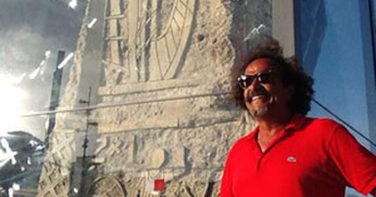 G1 - Exposição de Bel Borba narra história de Salvador com colagens e ...