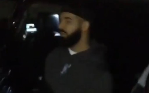 Drake está vindo! Vídeo nas redes mostra o cantor embarcando para o ...