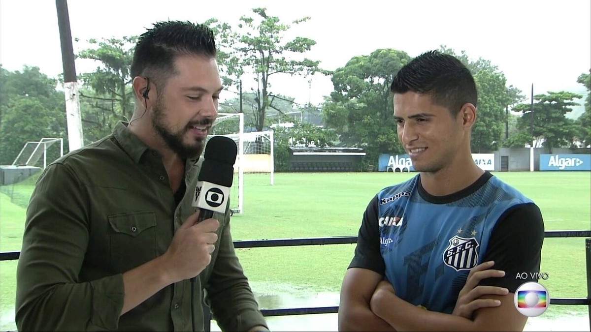 Destaque na temporada, Daniel Guedes completa 50 jogos pelo Santos ...
