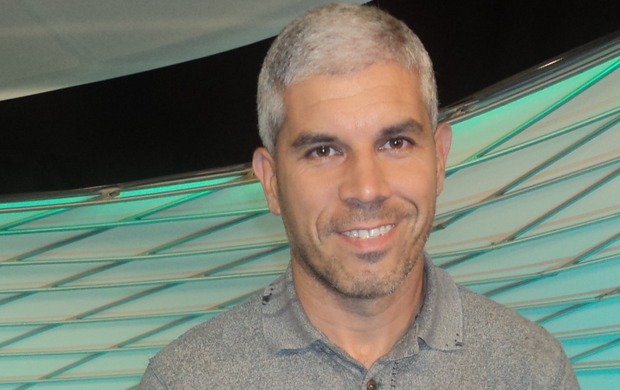 Ricardinho foge do tema financeiro e diz que não sabe se fica no Paraná ...