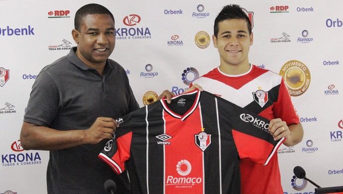 Após defender a Chape, B. Collaço chega ao JEC: "Mais feliz impossível ...