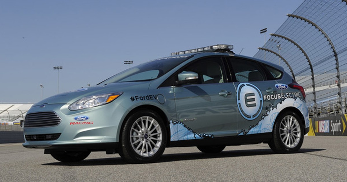 Auto Esporte - Ford revela imagens da versão do Focus elétrico para a ...