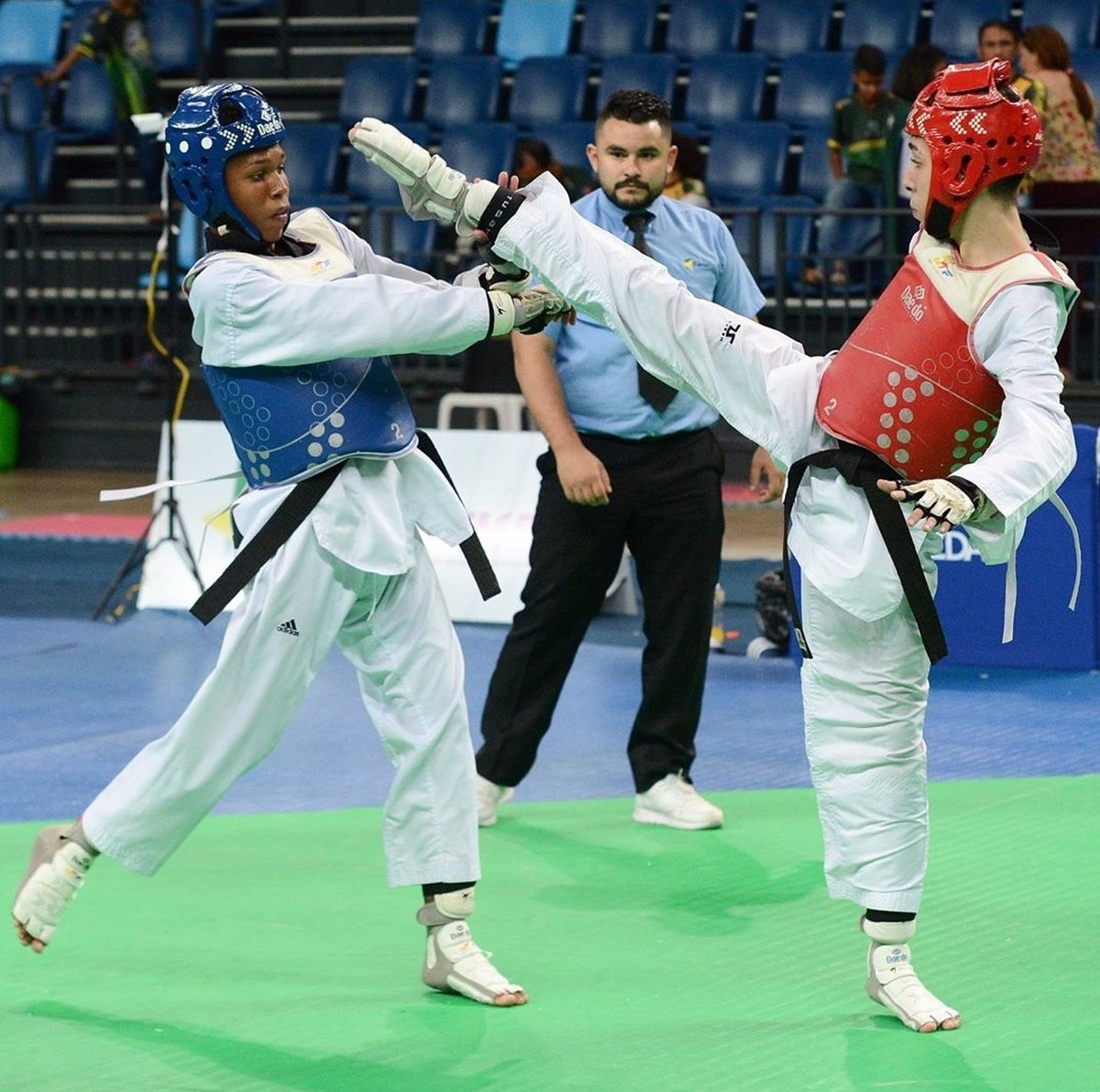 Santista é prata no Supercampeonato Brasileiro de Taekwondo e chega à ...