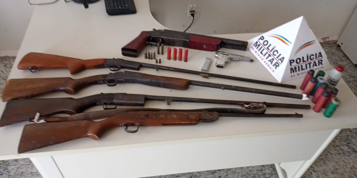 Homem é Preso Com 10 Armas Após Denúncias De Que Ele Ameaçava A Esposa