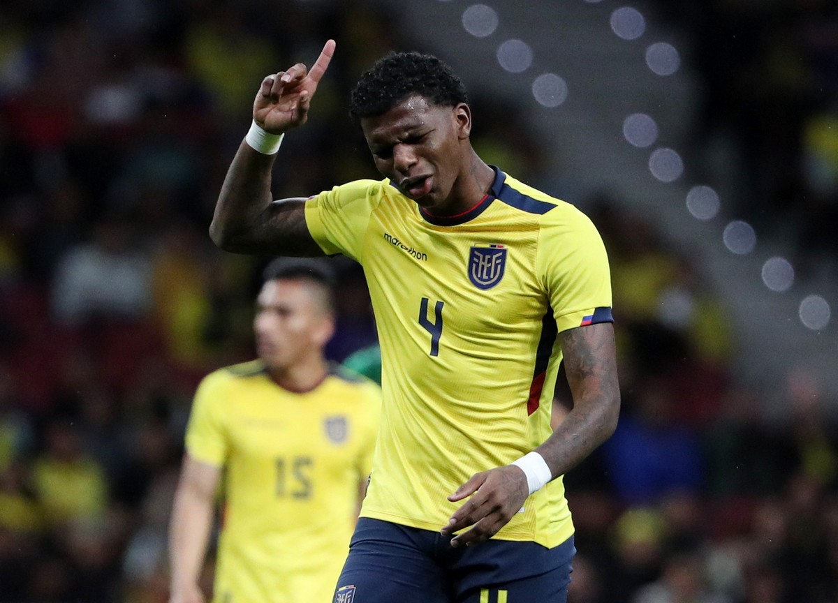 Arboleda comemora ida à Copa do Mundo após superar no São Paulo "pior ...