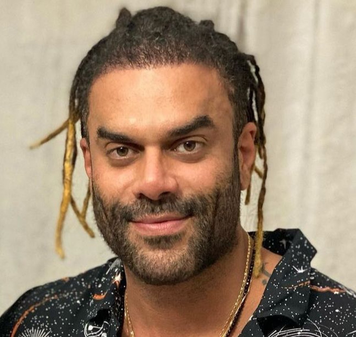 Alan Passos, do 'BBB' 5, comemora aumento de pessoas negras no programa ...