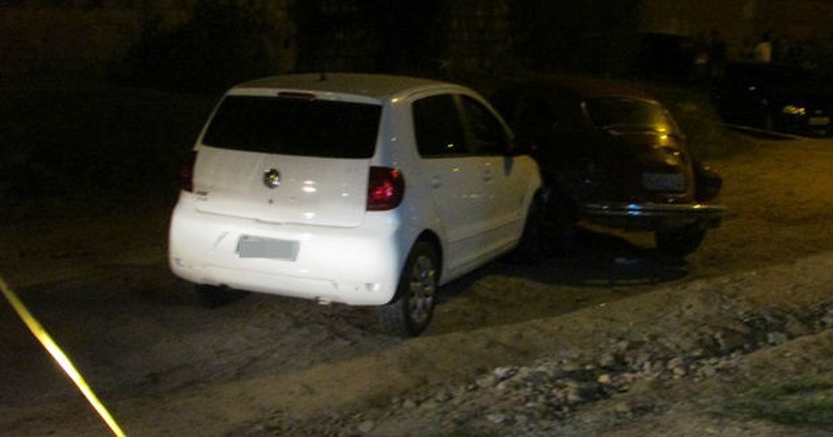 G1 Homem Morre Após Carro Ser Alvejado Por 35 Disparos Em