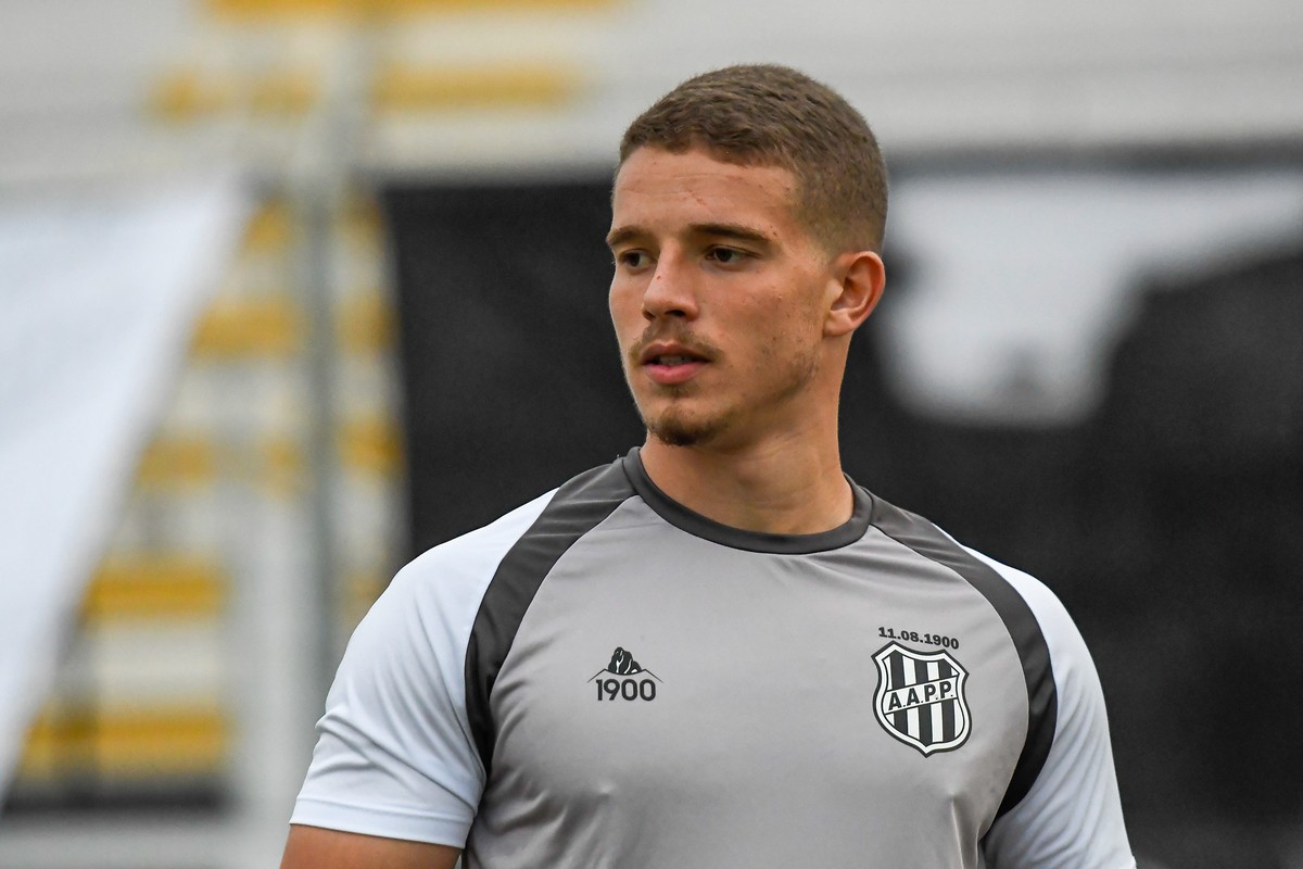 Léo Naldi fala em jogo a jogo e evita pressão extra na Ponte: "Só dependemos de nós mesmos ...