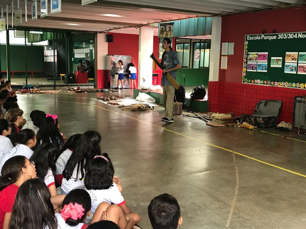 Dia do índio: projeto Curumins aproxima alunos do DF da cultura ...