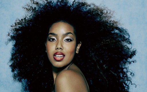 Veja o clipe de "Mexa a Raba", primeira faixa solo de Lellê - GQ | Cultura