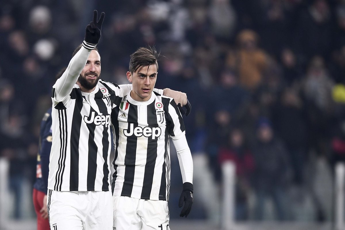 Dupla argentina marca, Juventus vence o Genoa e avança na Copa da ...