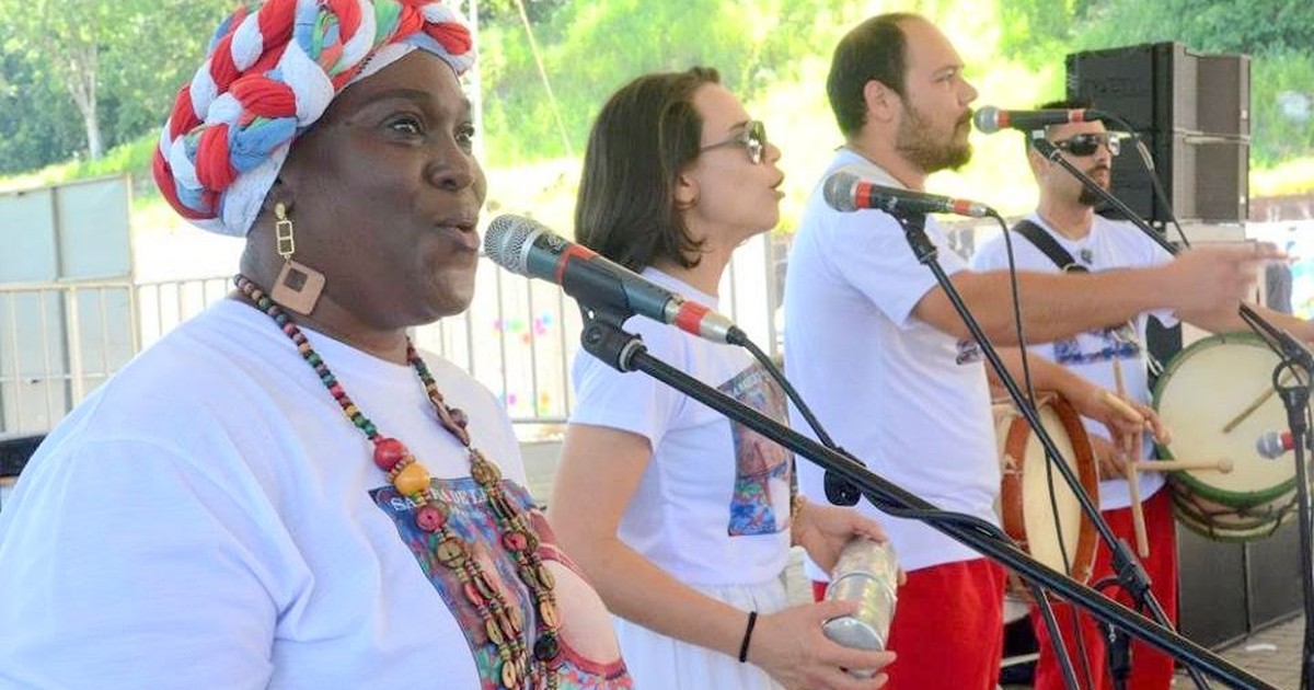 G1 - Samba de Lenço de Piracicaba lança primeiro CD em show gratuito ...