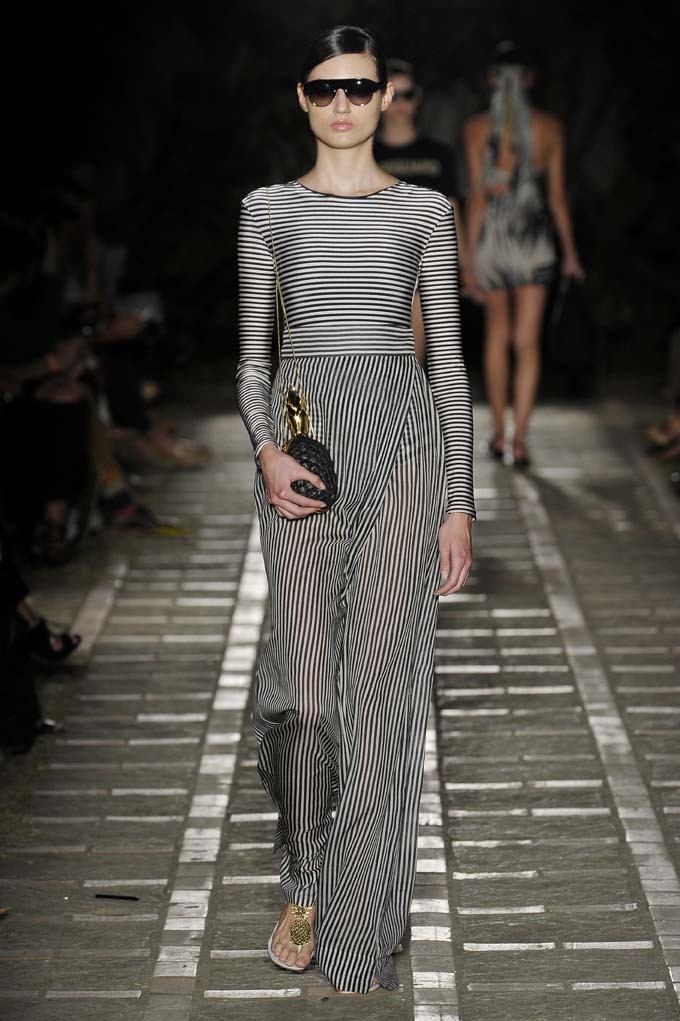 Osklen Praia | Rio de Janeiro | Verão 2015 | Desfiles | Vogue