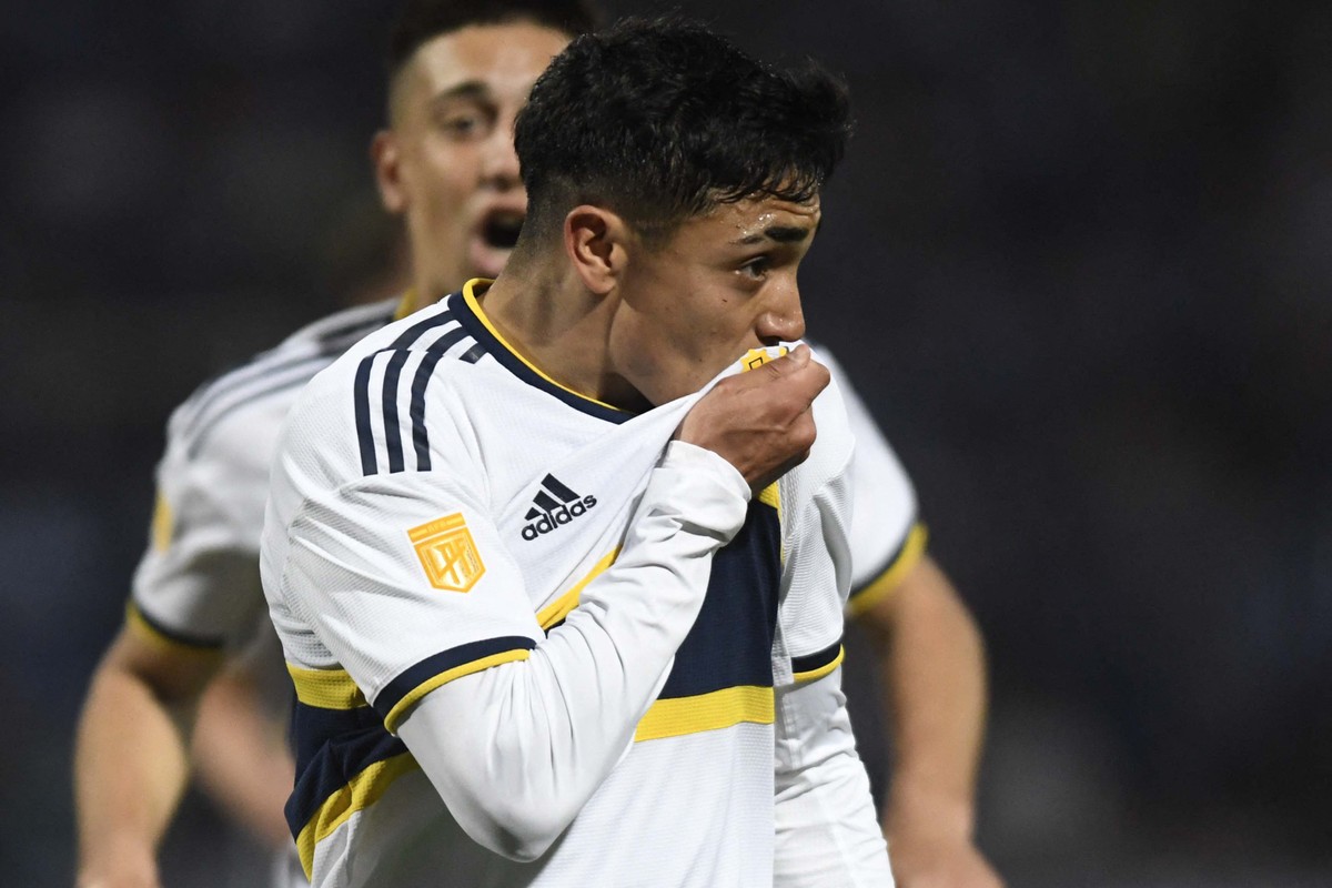 Boca Juniors vence e assume liderança provisória do Argentino | futebol ...