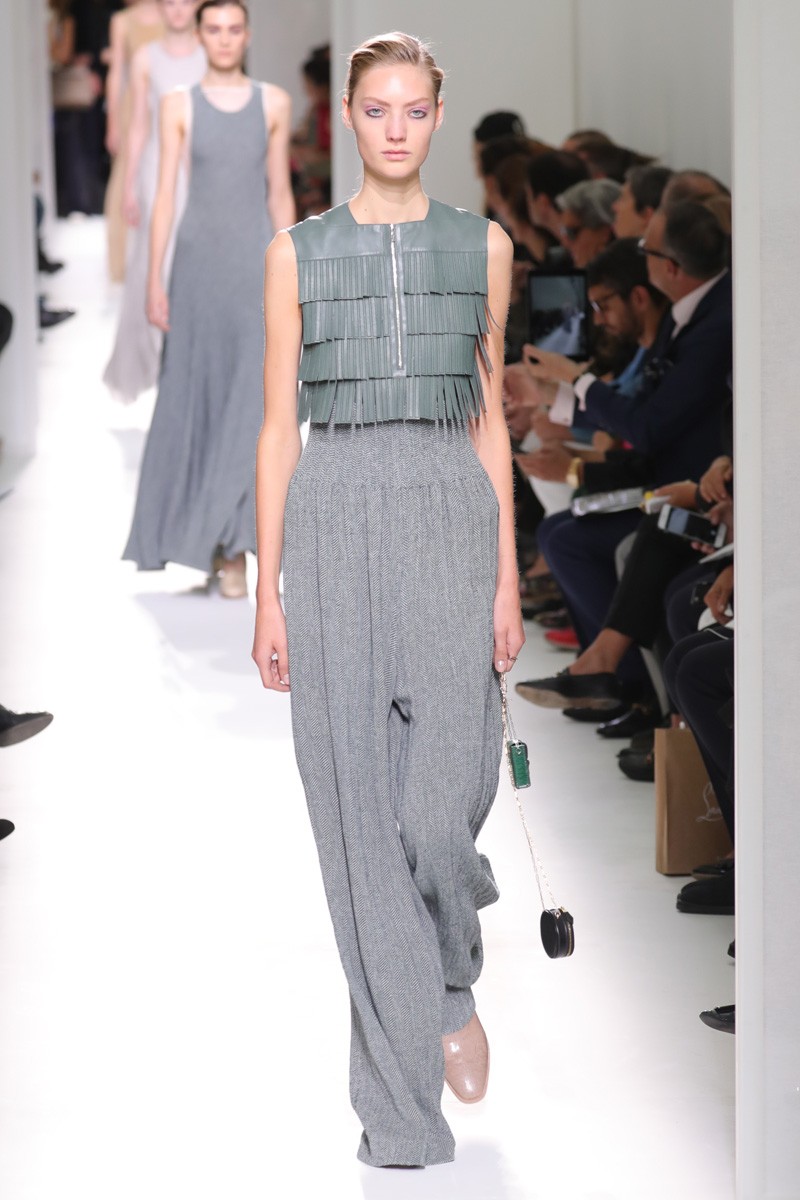 Hermès alia clássico atemporal da marca a desejos do momento | Desfiles ...