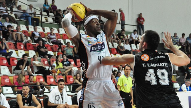 Em busca da reabilitação, Paulistano recebe 'mau' visitante Bauru ...