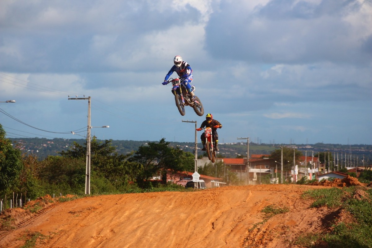 Super Motocross de São Gonçalo do Amarante reúne 200 pilotos neste ...