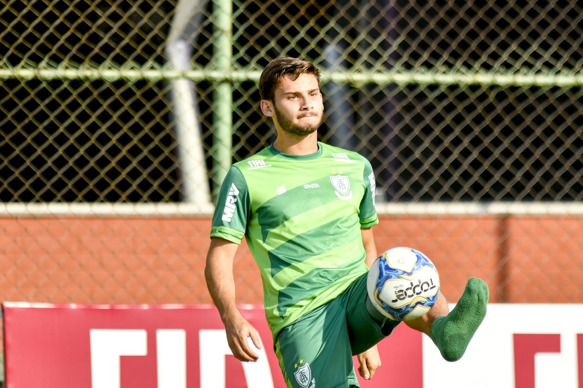 Sem entrar em campo, Boselli rescinde com o América-MG e retorna ao ...