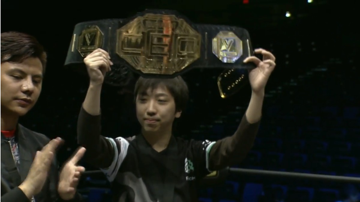 Fujimura vence campeonato de Street Fighter V: AE do CEO; veja todos ...