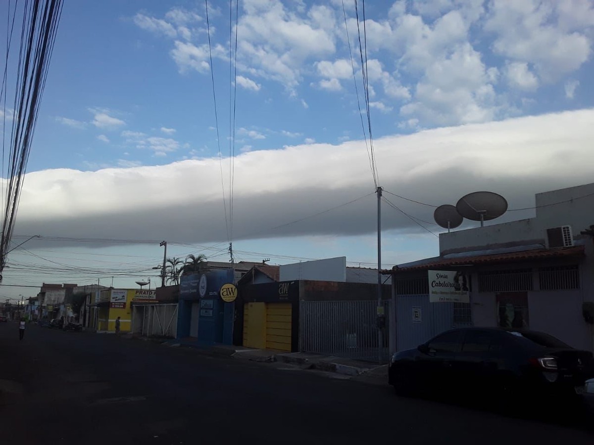 'Nuvem rolo' é registrada por moradores de Imperatriz | Maranhão | G1