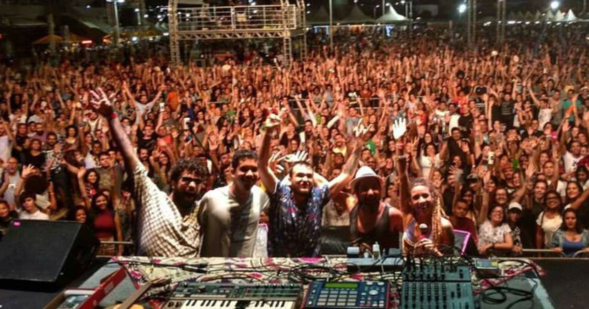 G1 - Com Natiruts e Plutão, chega ao fim mais uma edição do Festival ...