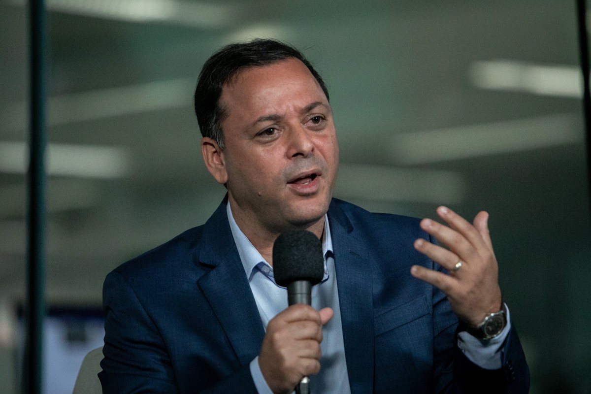 Neves reage a Freixo após sabatina: ‘Não defende mais os direitos humanos’