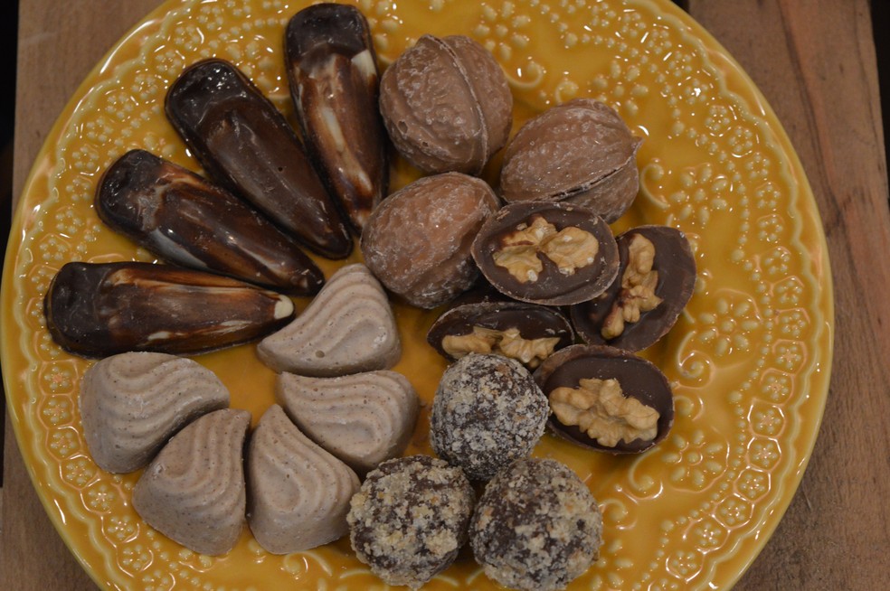 Fábrica produz chocolates sabor pinhão, churros e vinho em Campos do ...