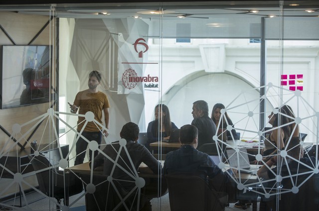 Bradesco cria plataforma digital para start-ups em seu espaço de ...