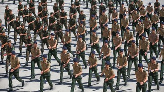 Militar da 1ª turma feminina da Aman está cotada para ser general ...