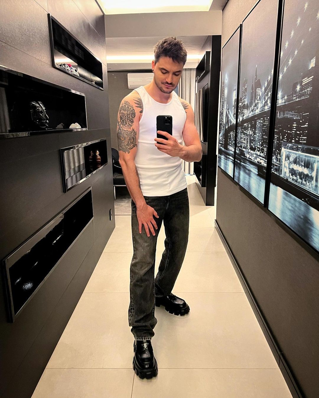 Felipe Neto surpreende internautas ao mostrar foto com 16 anos: 'Glow ...