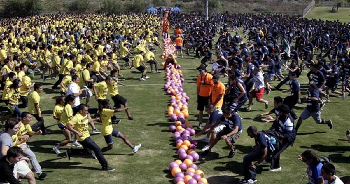 G1 - Por recorde, mais de 4 mil disputam jogo de queimada nos EUA ...