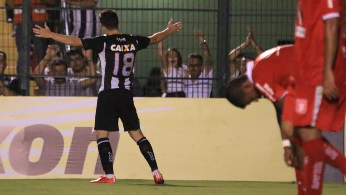 Confiante após gol, Deretti espera que "nada atrapalhe" evolução da ...