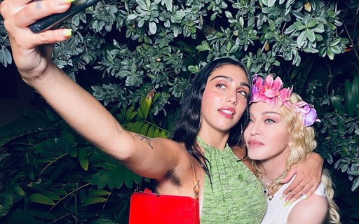 Madonna abre álbum de aniversário de 62 anos com os filhos na Jamaica: "Grata" - Quem | QUEM News